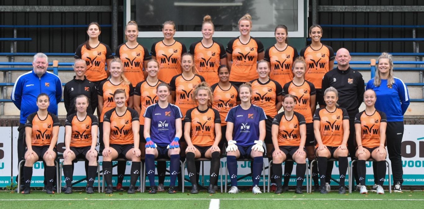 Voetbal - CVV Oranje Nassau